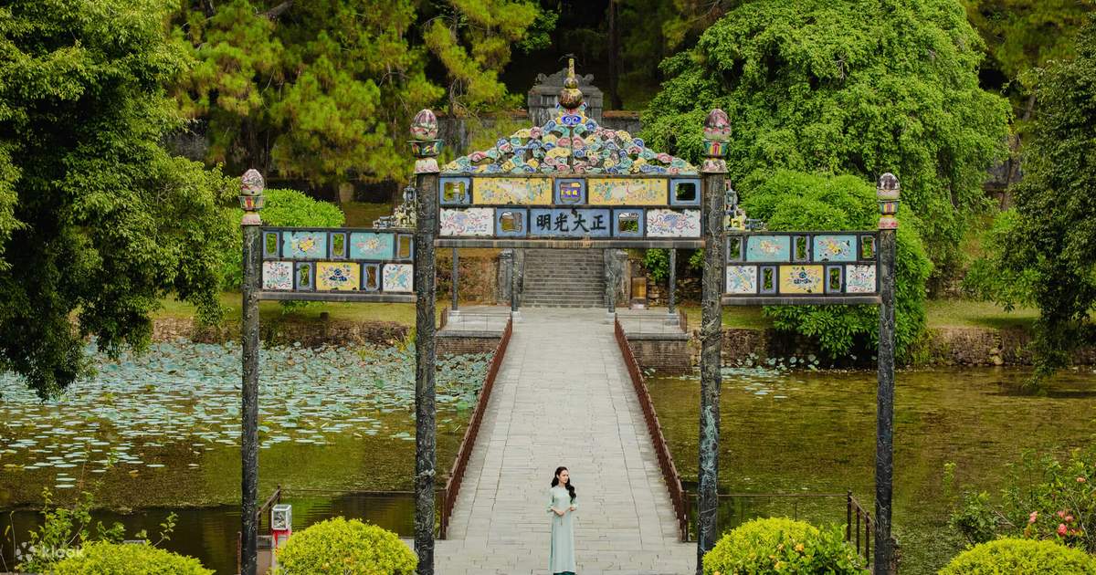 Vé Lăng Vua Minh Mạng tại Quần Thể Di Tích Cố Đô Huế - Klook Việt Nam